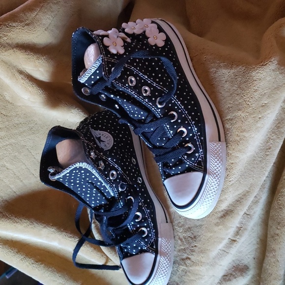Converse | Shoes | Limited Edition Daisy And Polka Dot Converse | Poshmark